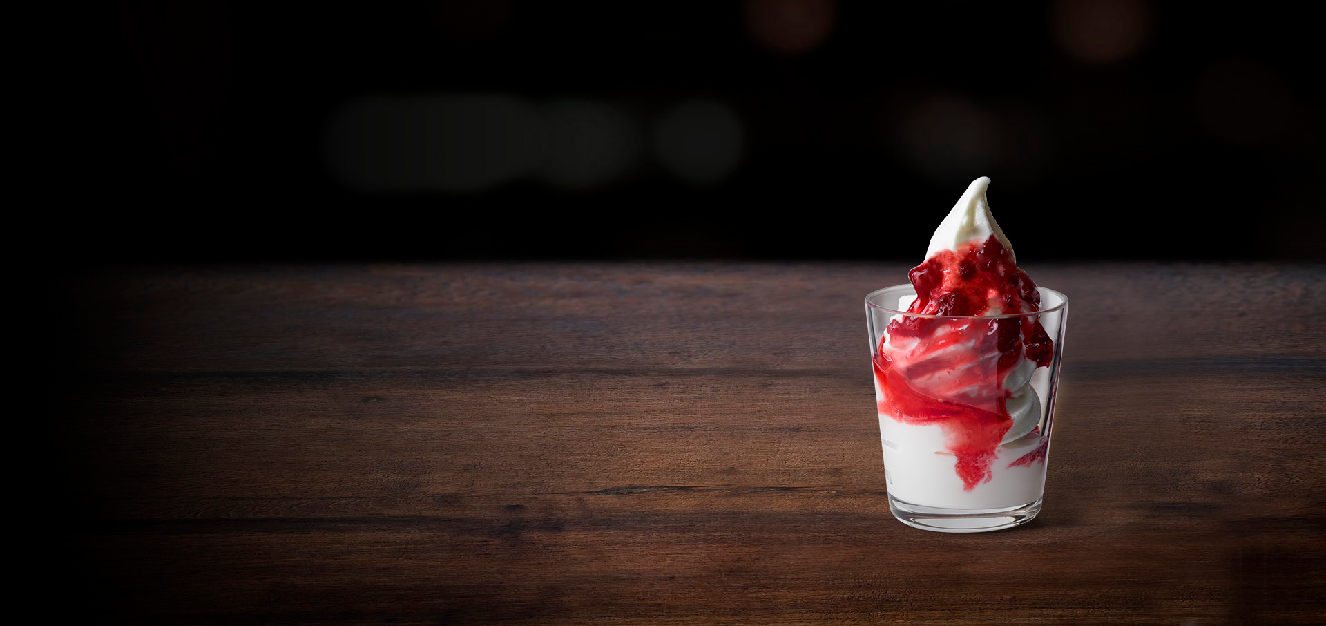 Strawberry Sundae :: McDonald's Cyprus